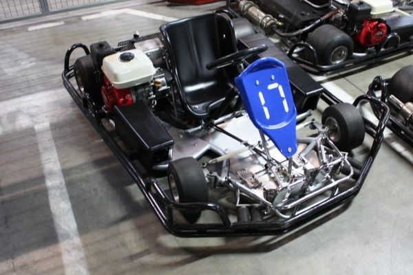 Raceland indoor go-kart track - Sauerland.com