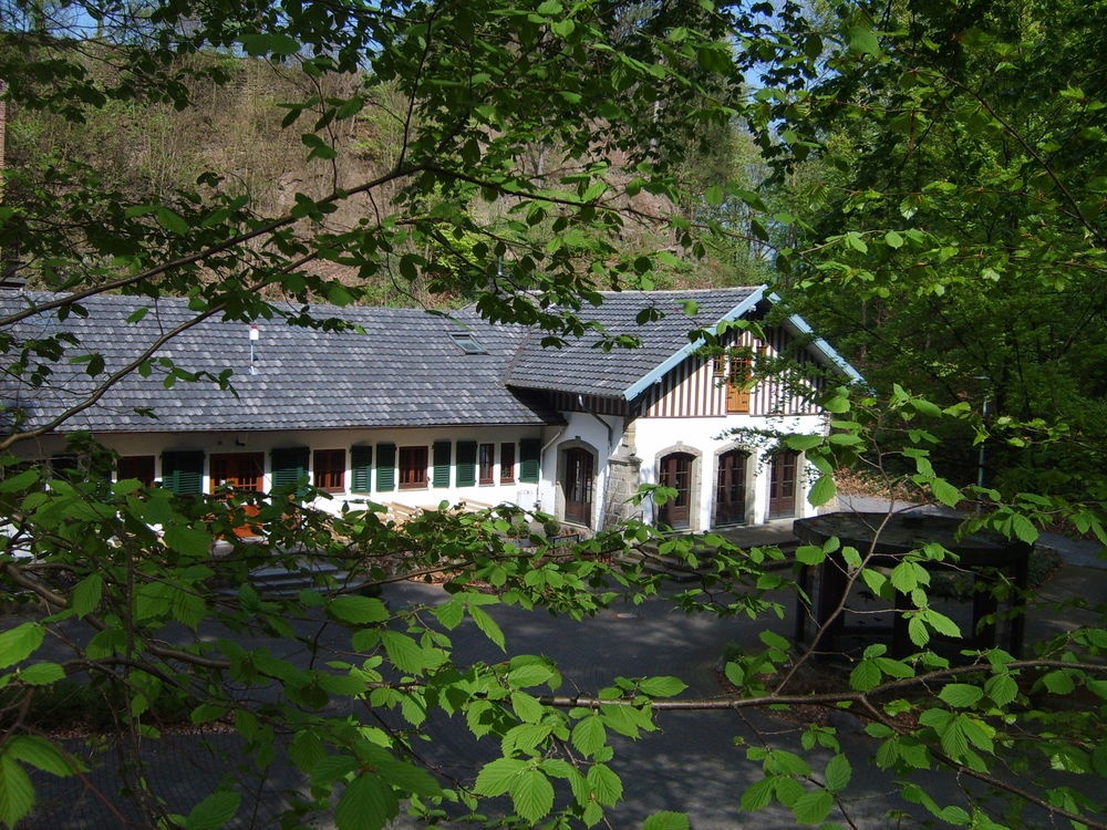 Kaiser-Heinrich-Bad with salt grotto - Sauerland.com