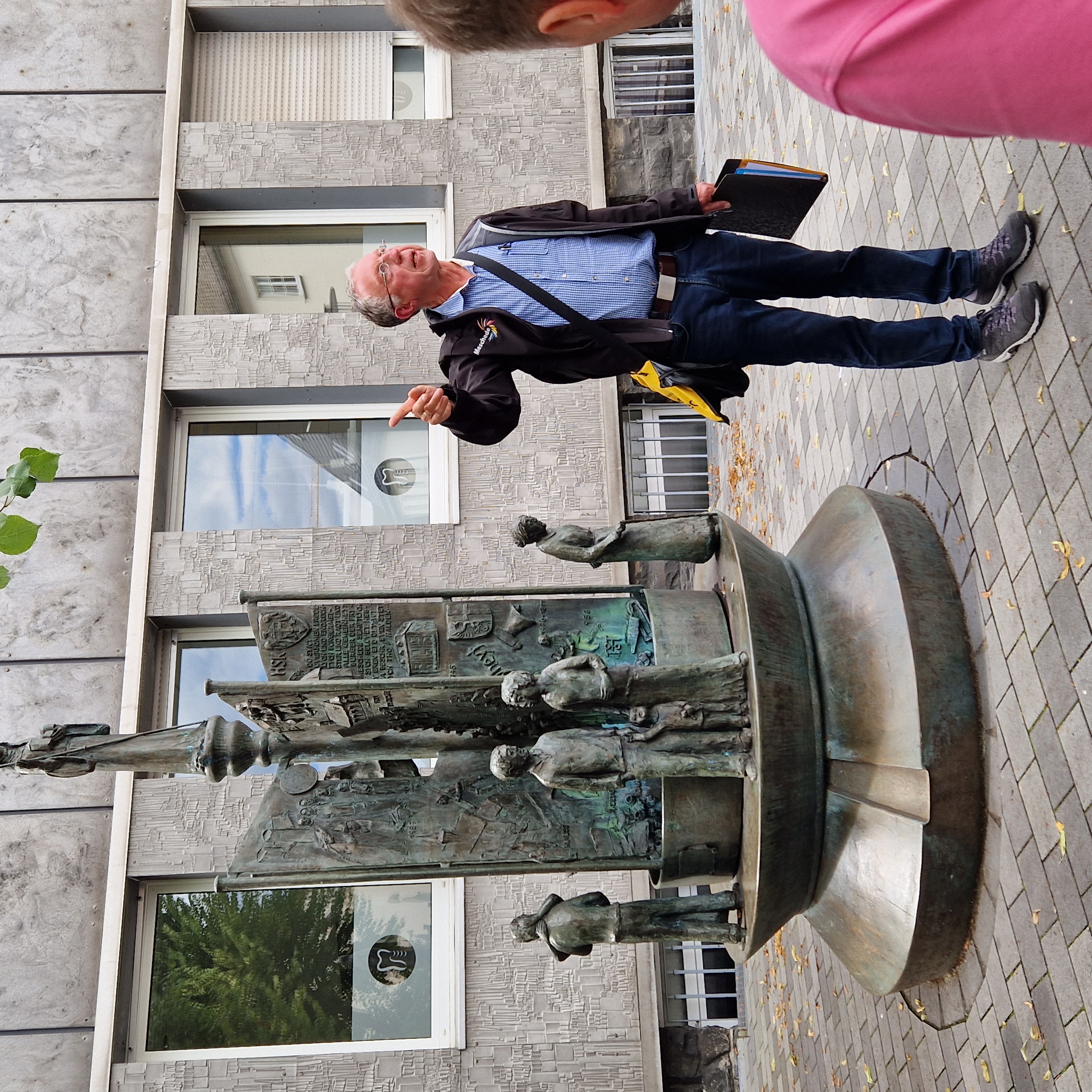 Meschede themed city tour "Strolling and snacking" - Sauerland.com