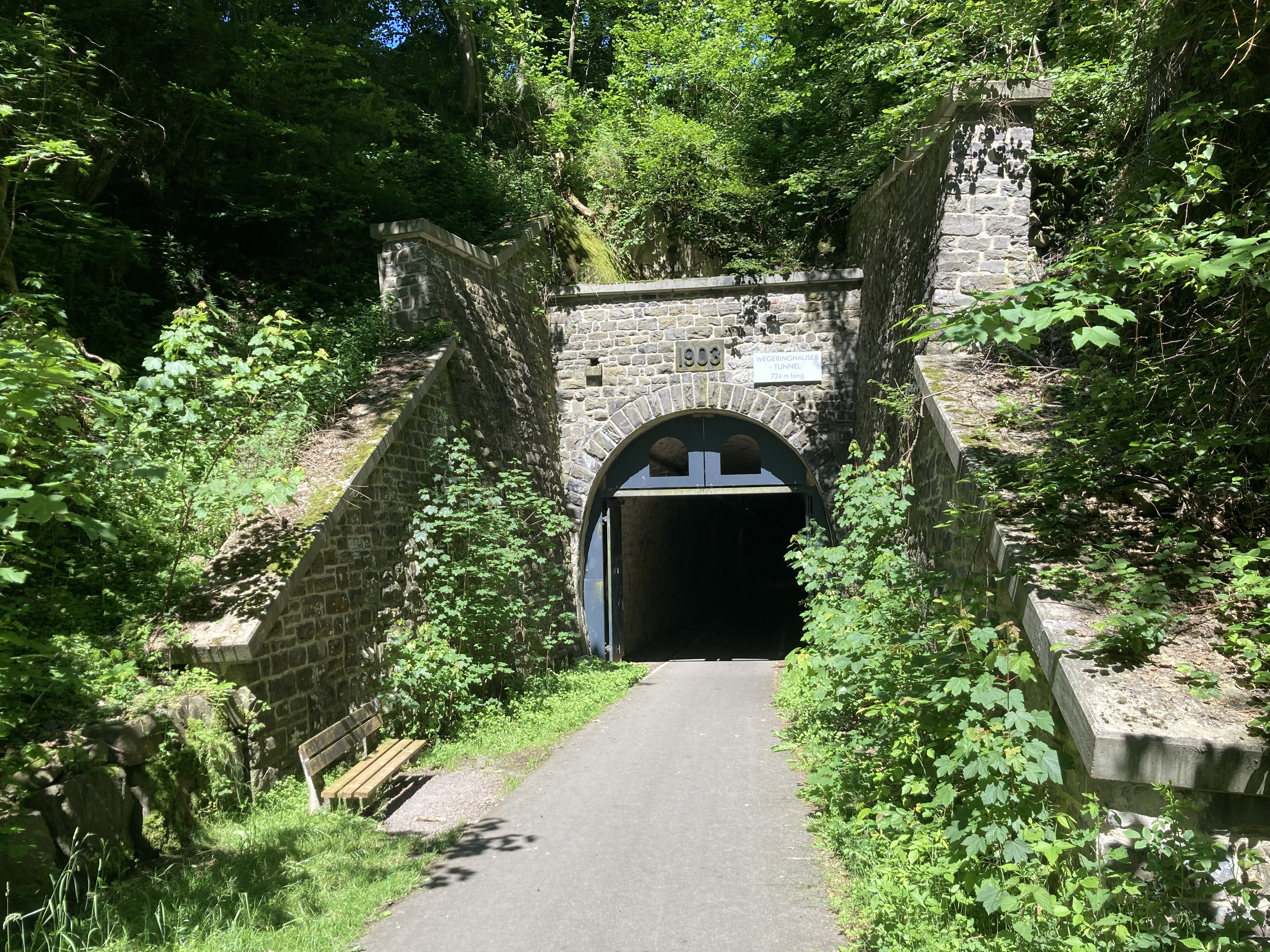 Wegeringhausen Tunnel (cycle tunnel) - Sauerland.com