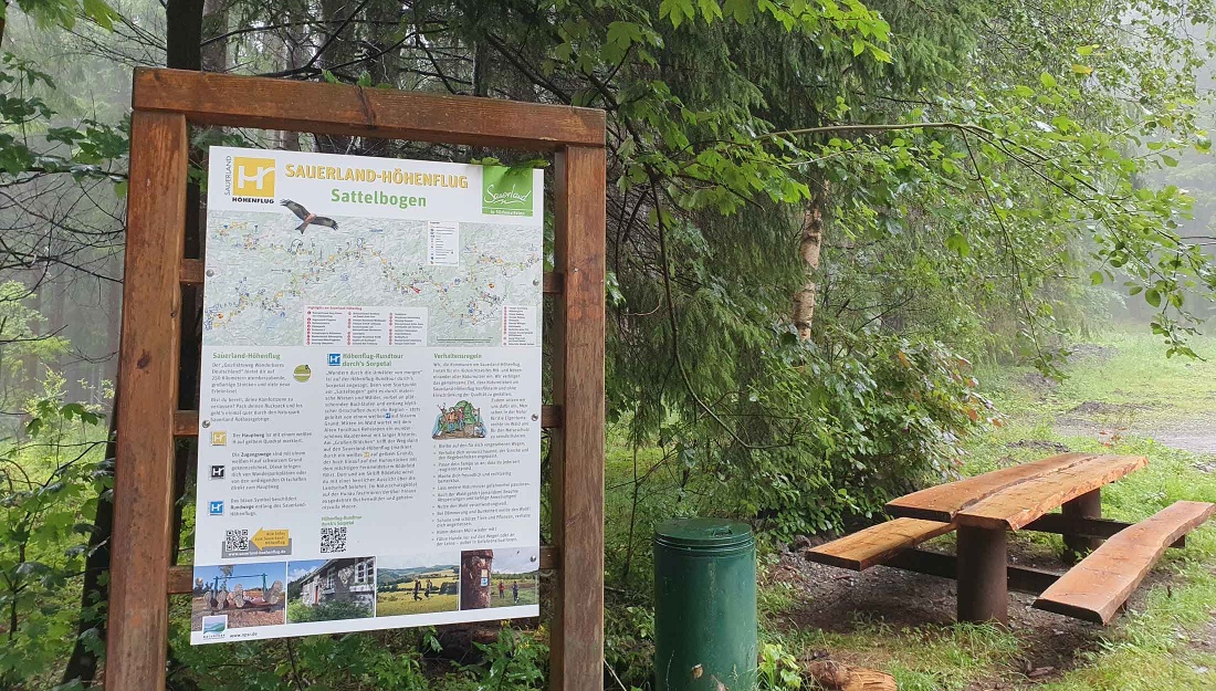 Information board on the saddle arch - Sauerland.com